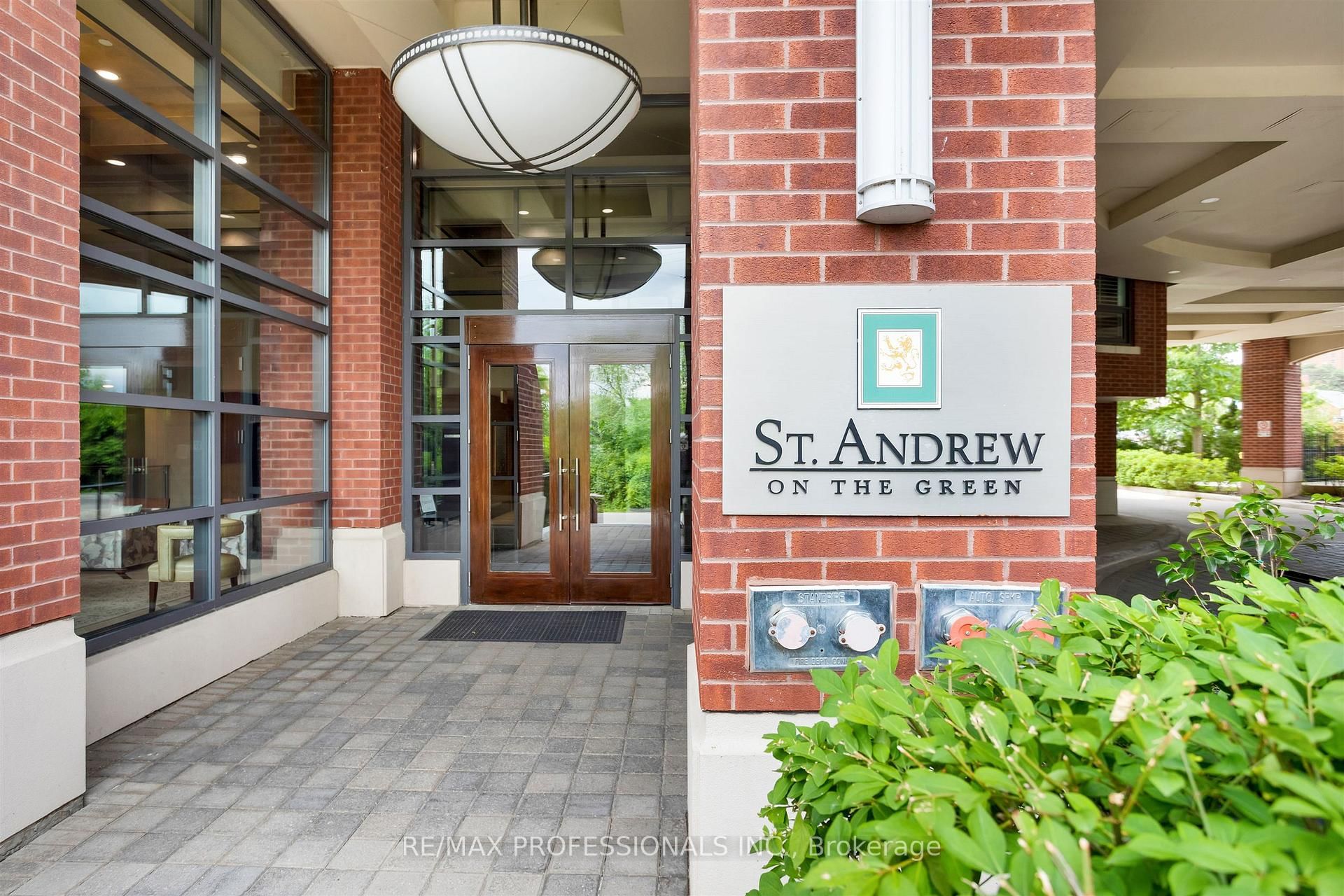 110 - 9 Burnhamthorpe Road, Etobicoke | For Rent @ $4,700 | Condos.ca