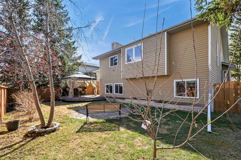 20 Millrise Way SW, Calgary AB - For Sale | HonestDoor