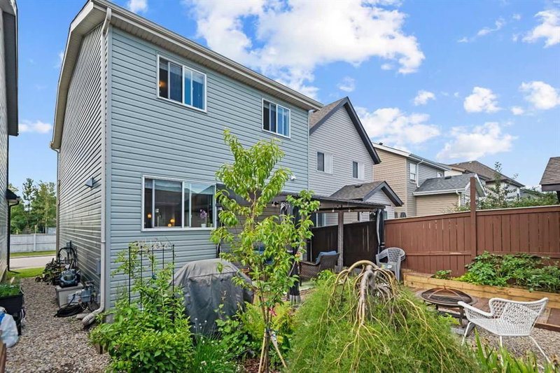 1251 New Brighton Park SE, Calgary AB - For Sale | HonestDoor